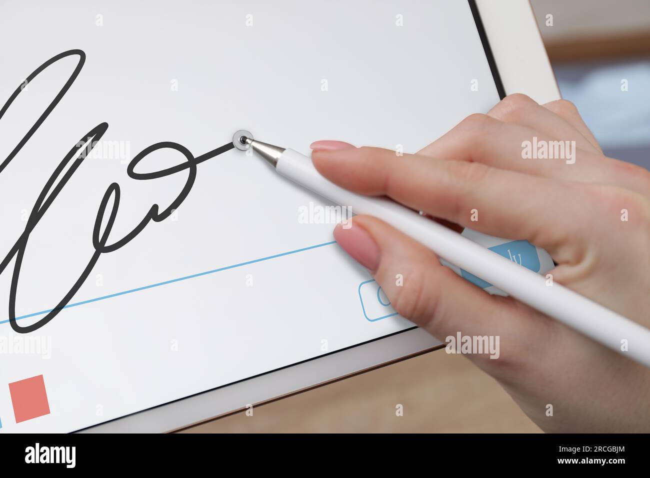 Electronic signature. Woman using stylus and tablet, closeup Stock ...