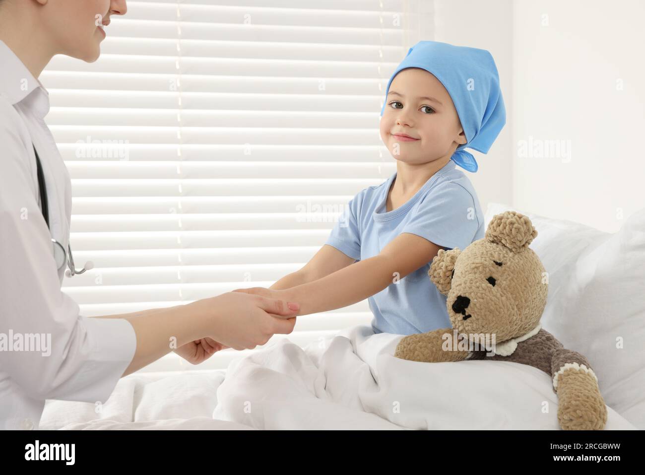 Child cancer treatment patient hi-res stock photography and images - Alamy