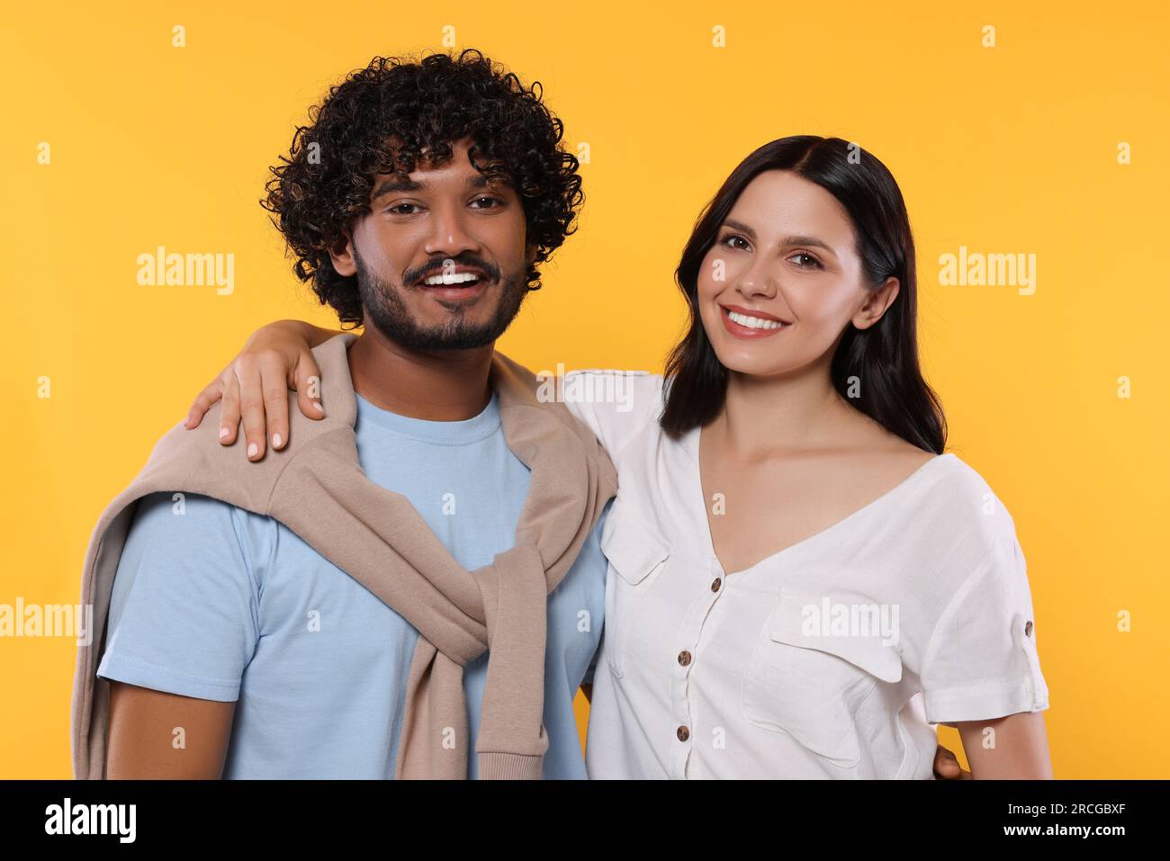 Portrait happy biracial couple hi-res stock photography and images - Alamy