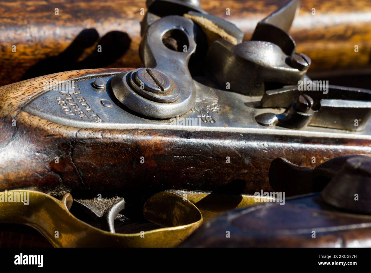Flintlock breech loading rifle hi-res stock photography and images - Alamy
