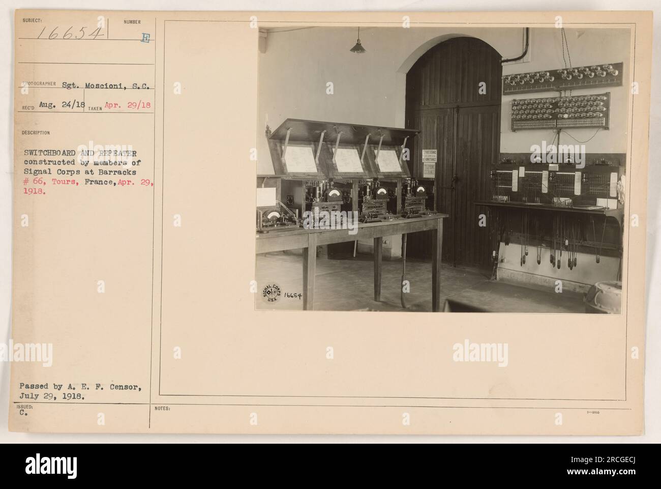 Repeater system hi-res stock photography and images - Alamy