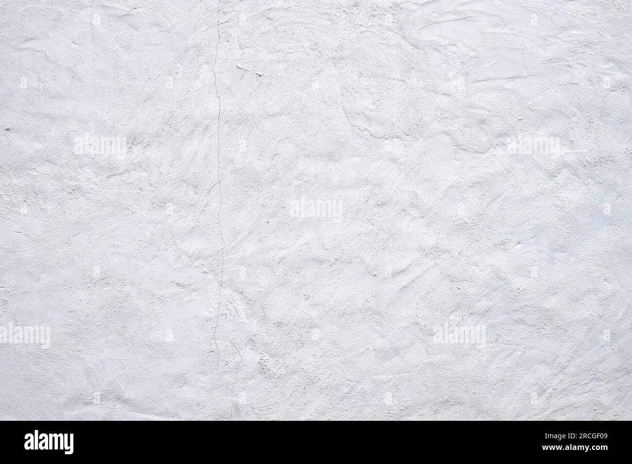 Clean white rustic wall whitened with slaked lime Stock Photo - Alamy