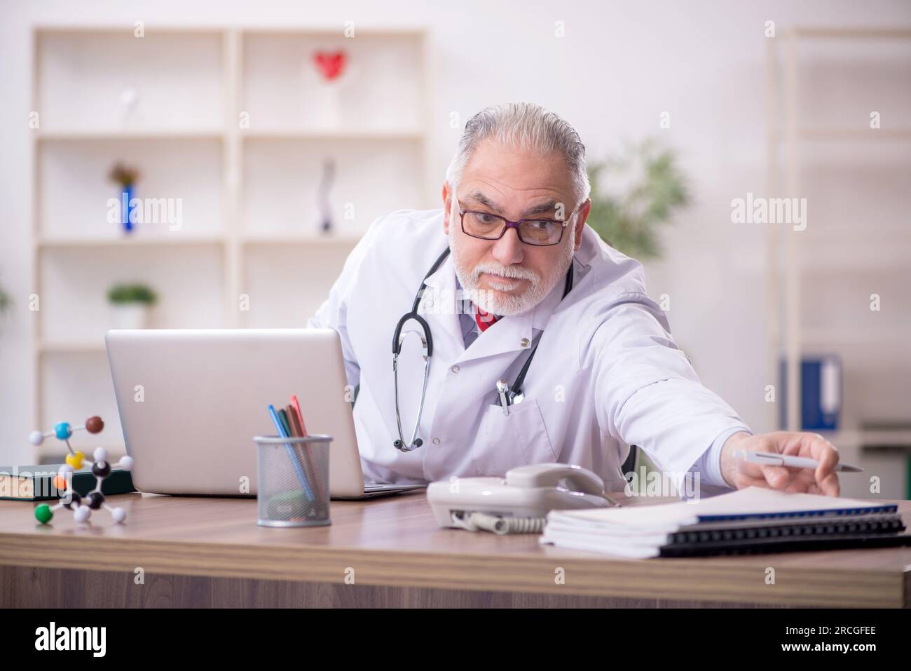 Doctor workload hi-res stock photography and images - Alamy