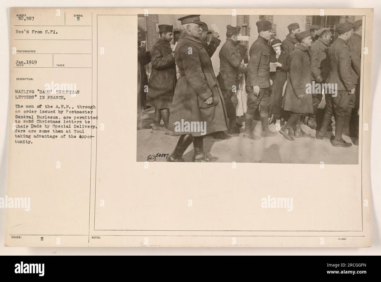 Soldiers in the American Expeditionary Forces (A.E.F.) in Toul, France ...