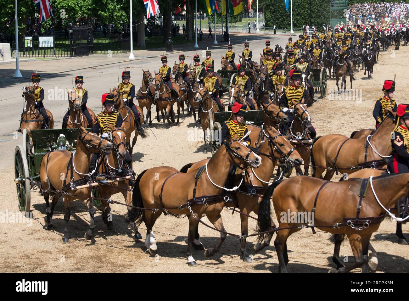 Horse drawn gun hi-res stock photography and images - Alamy