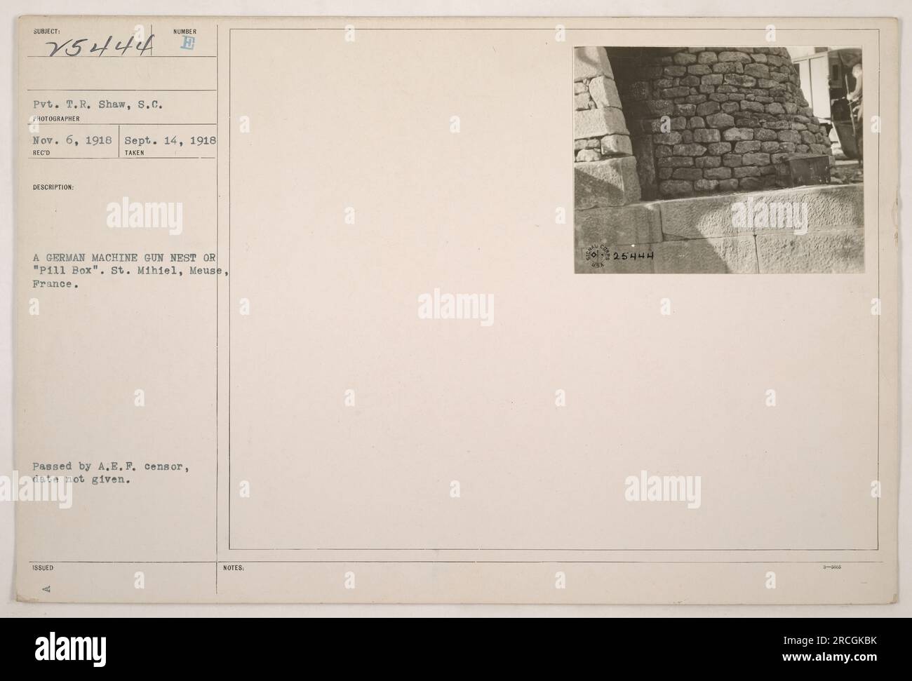 Captured world war i german machine gun position hi-res stock ...