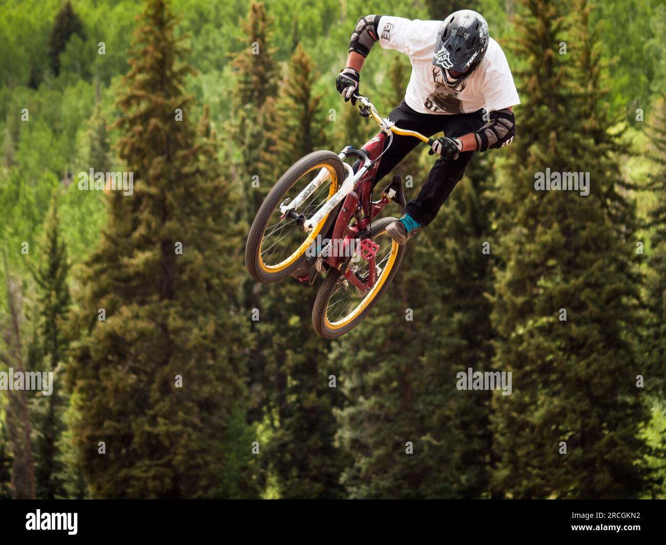 Slopestyle mountain biking hi-res stock photography and images - Alamy