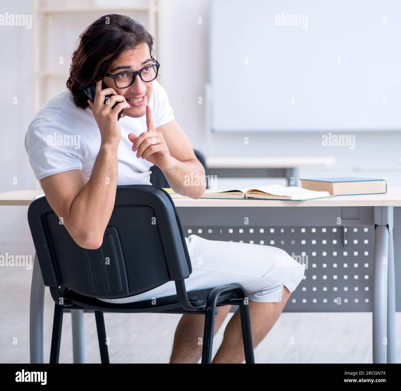 Student cheat homework hi-res stock photography and images - Alamy