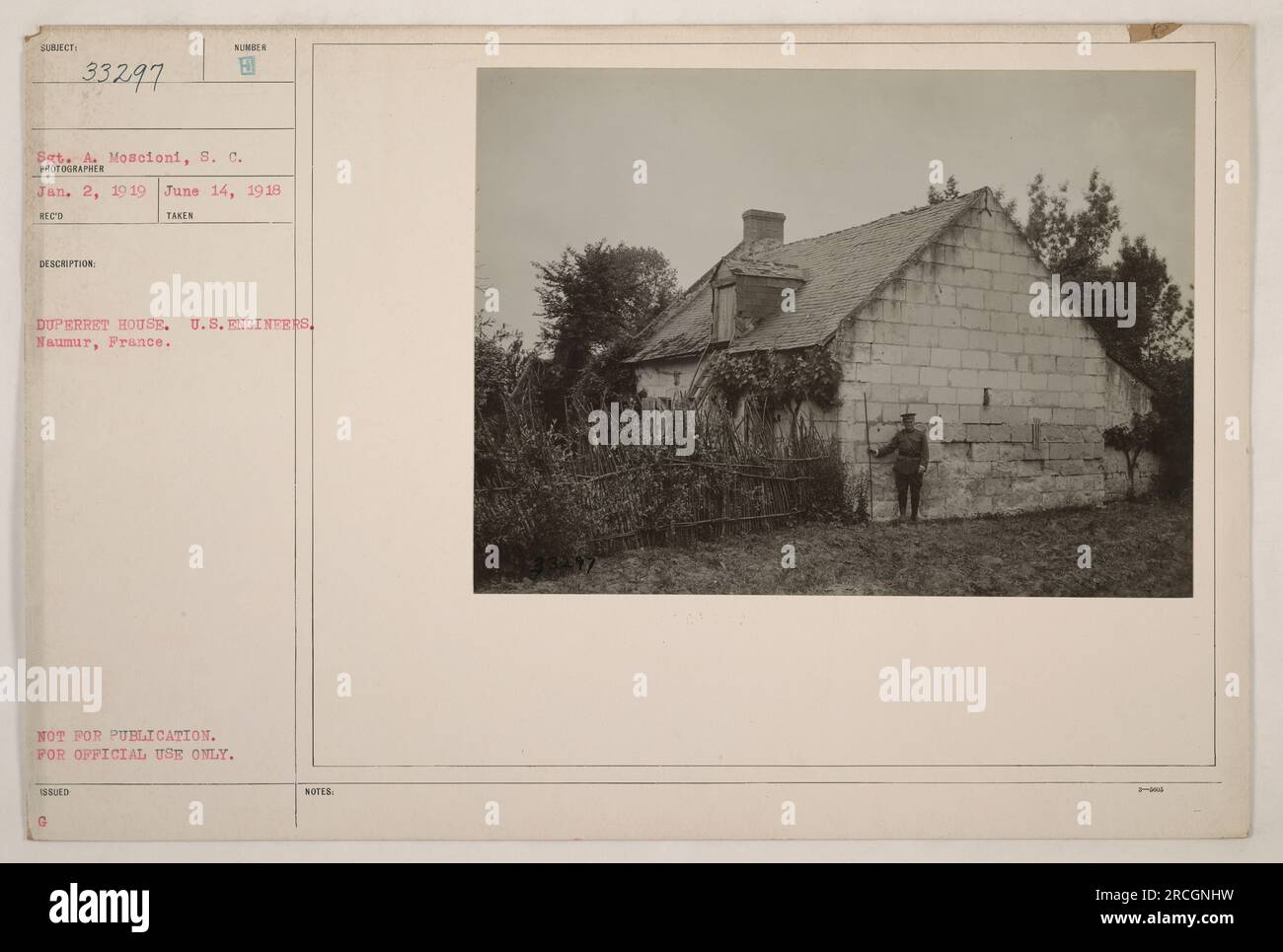 Sergeant A. Moscioni, Signal Corps, photographed U.S. Engineers at ...