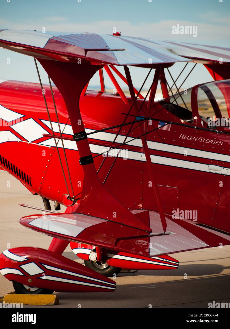 Two bay biplanes hi-res stock photography and images - Alamy
