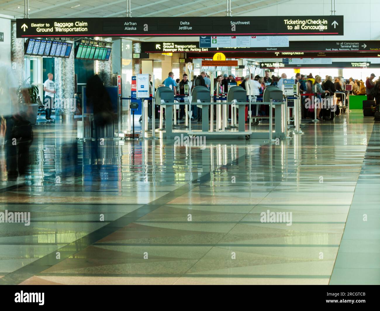 Check in line Stock Photo - Alamy