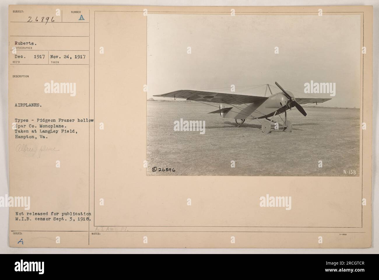 Albree plane hi-res stock photography and images - Alamy