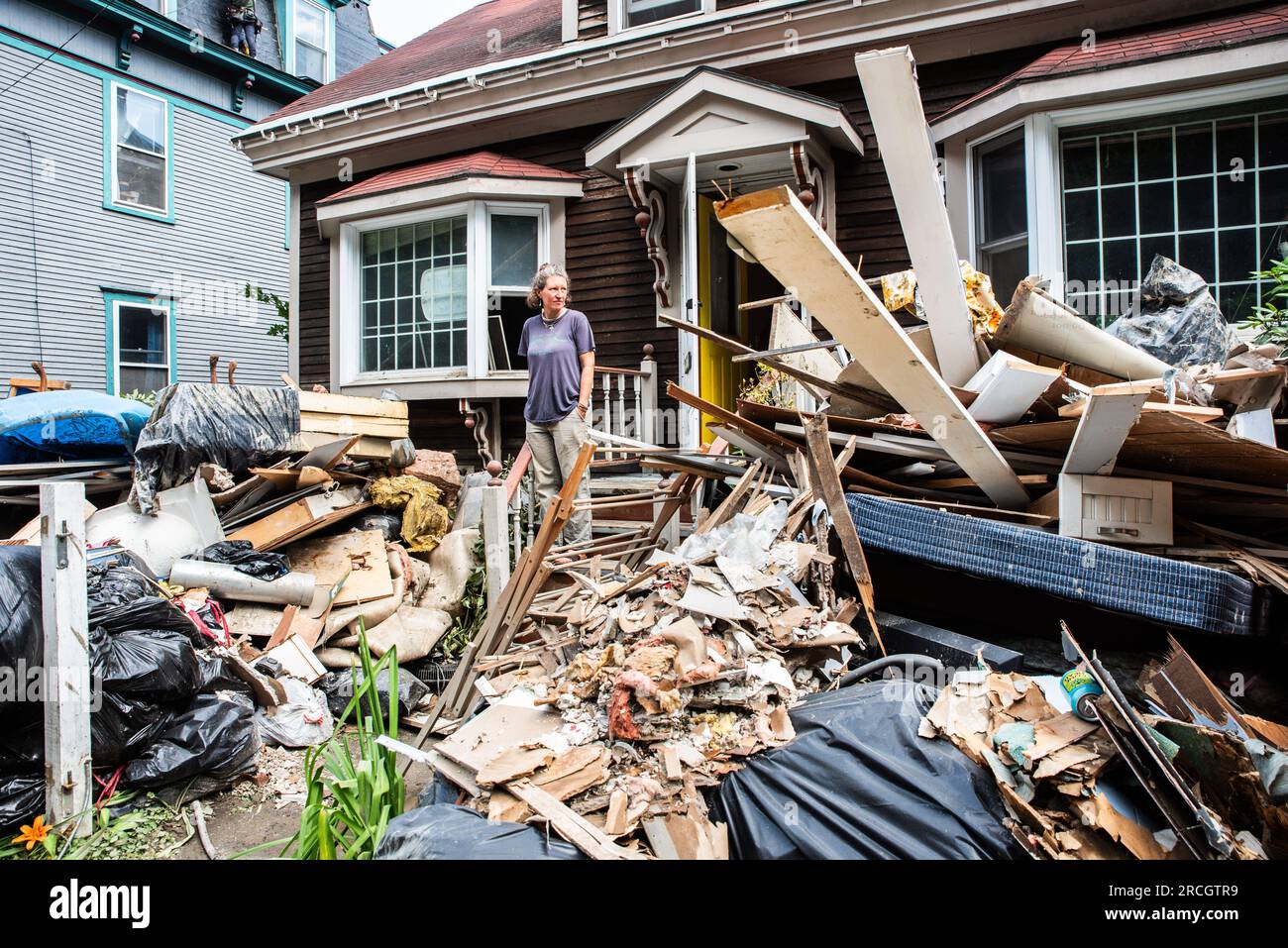 Residence damaged by flood water hi-res stock photography and images ...