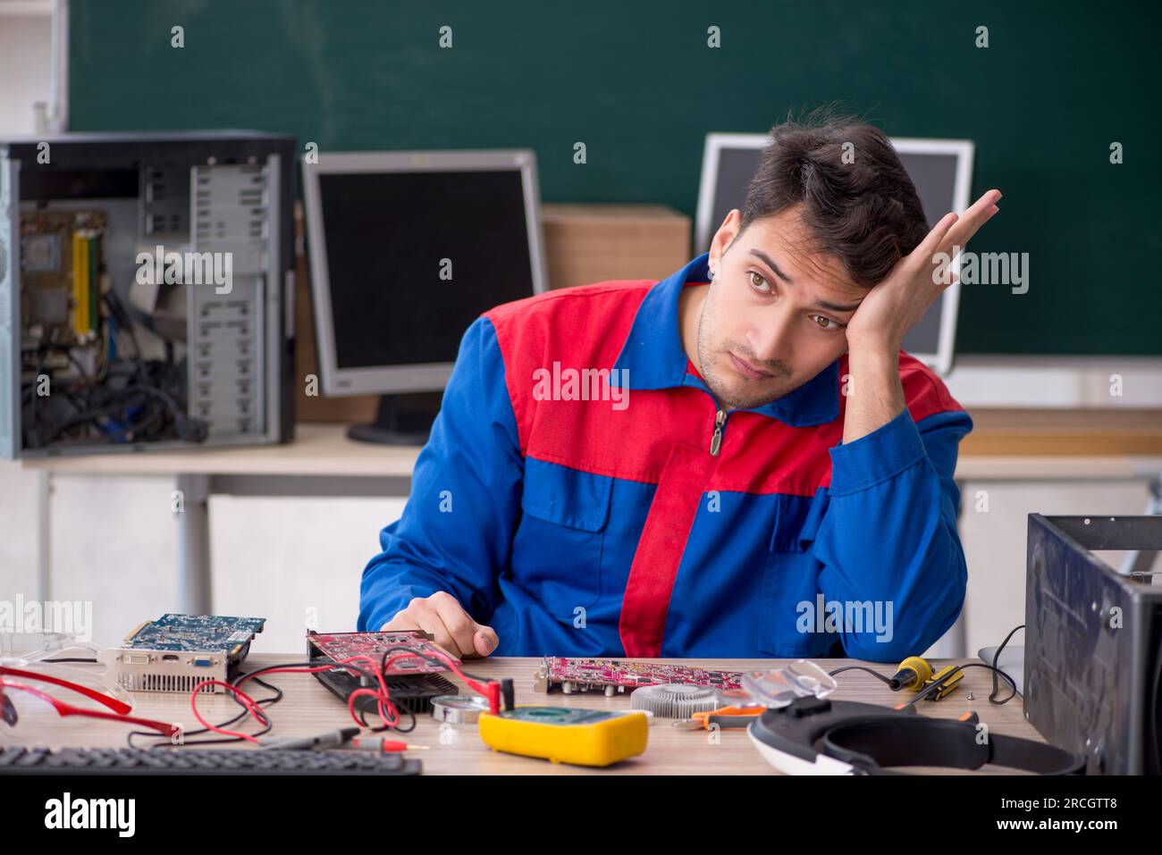 Upset engineer in computer center hi-res stock photography and images ...