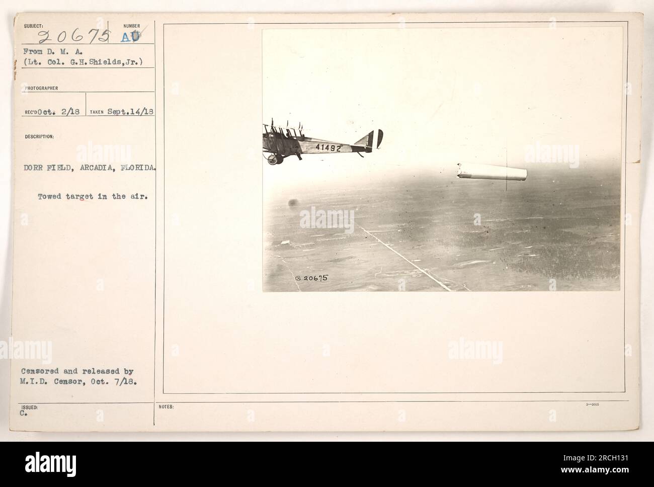 Soldiers at Do RR Field in Arcadia, Florida attached a towed target to ...