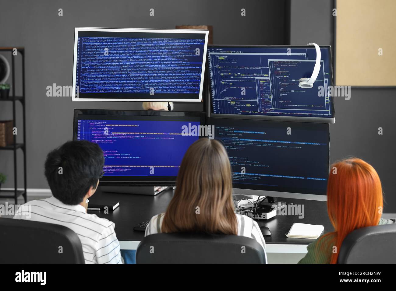 Back office support system hi-res stock photography and images - Alamy