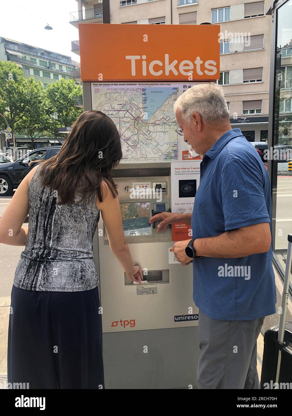 Sama sama 2023 hi-res stock photography and images - Alamy