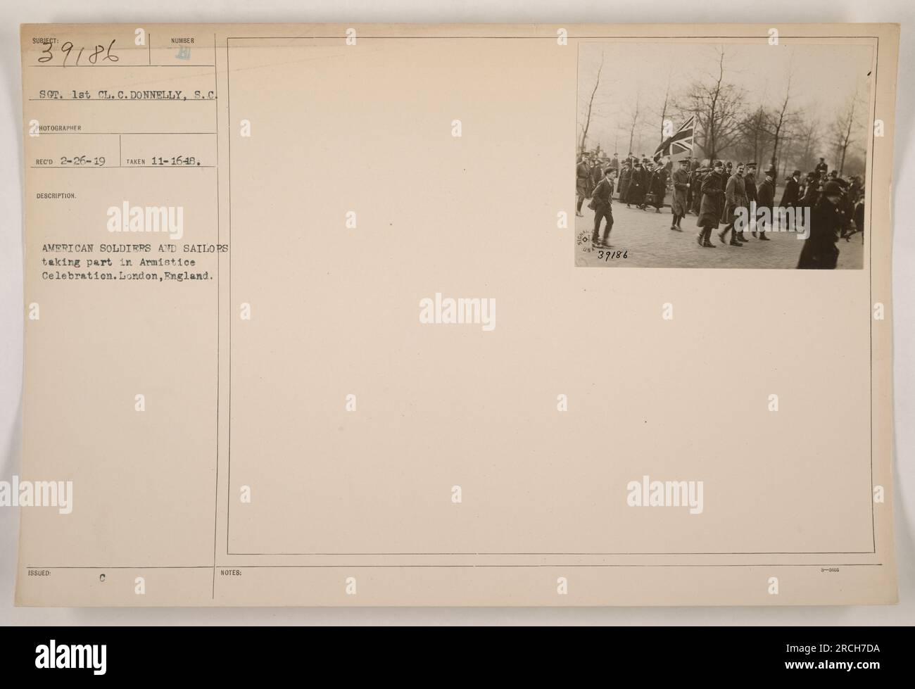 American soldiers and sailors participating in the Armistice ...