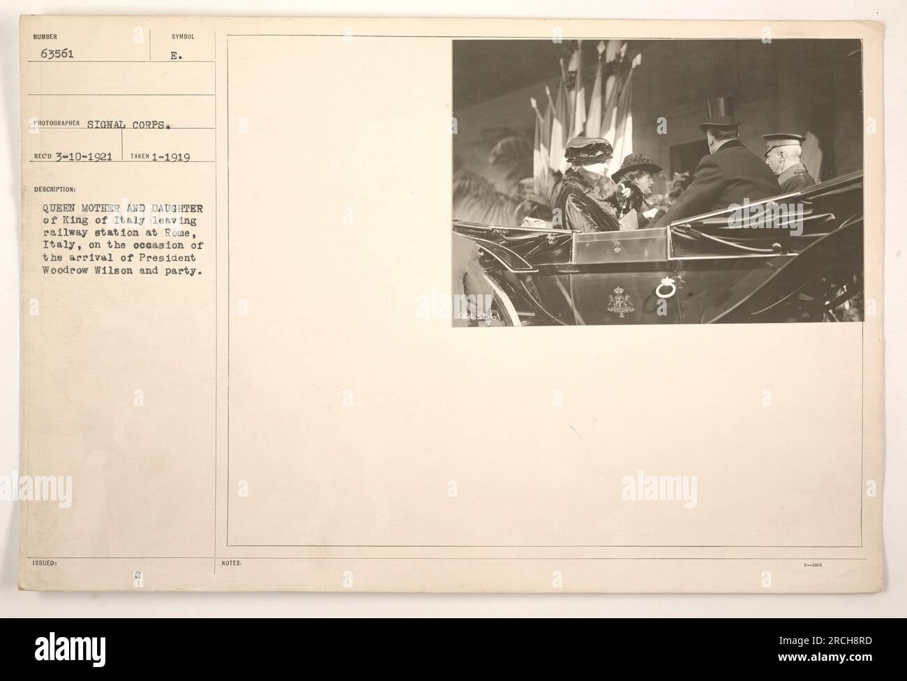 Italian monarchy during world war one hi-res stock photography and ...