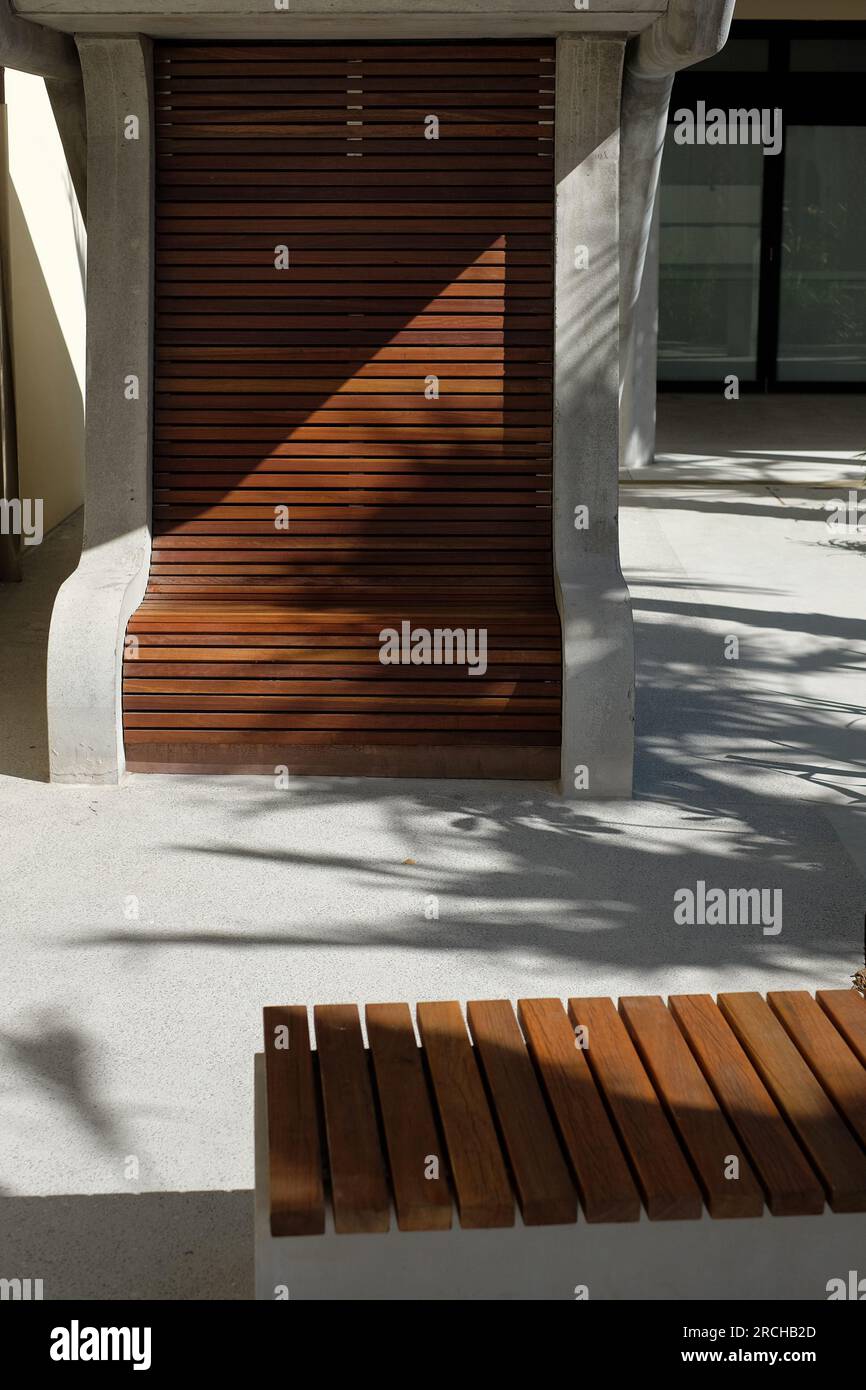 Timber slat benches and cast concrete details of the Bondi Surf ...
