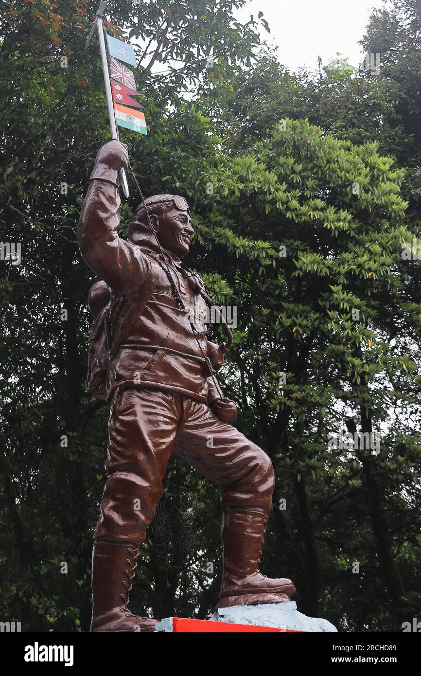 Darjeeling, West Bengal, India - 26th June 2023: Statue of famous ...