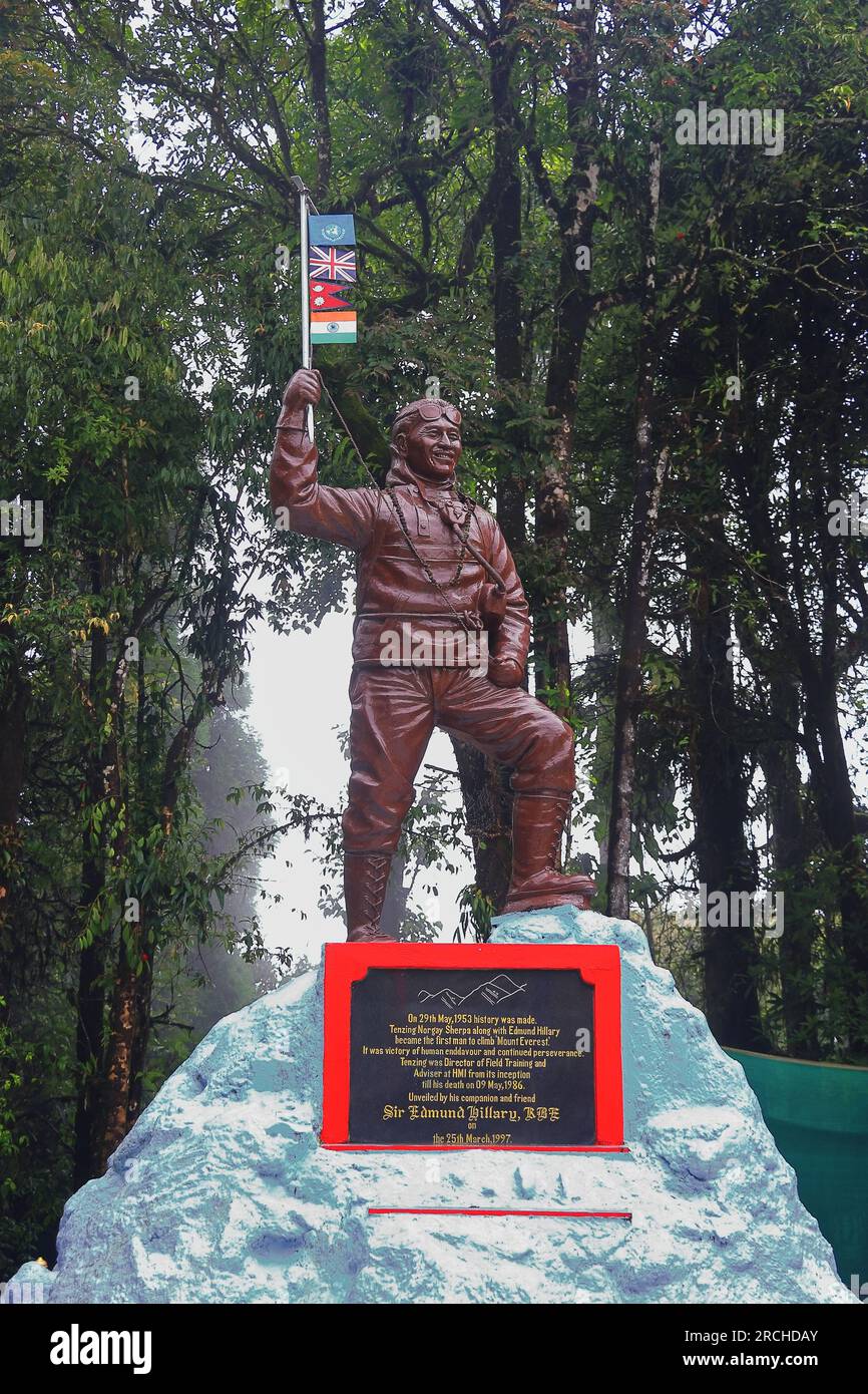 Darjeeling, West Bengal, India - 26th June 2023: Statue of famous ...