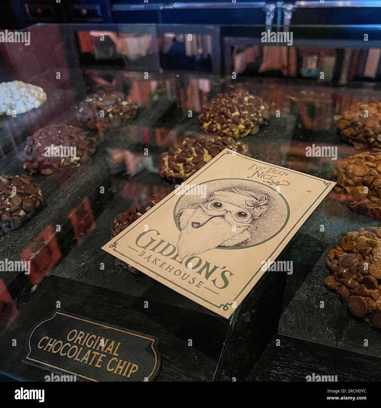 Orlando, FL USA - November 27, 2021: The interior of Gideon's Bakehouse ...