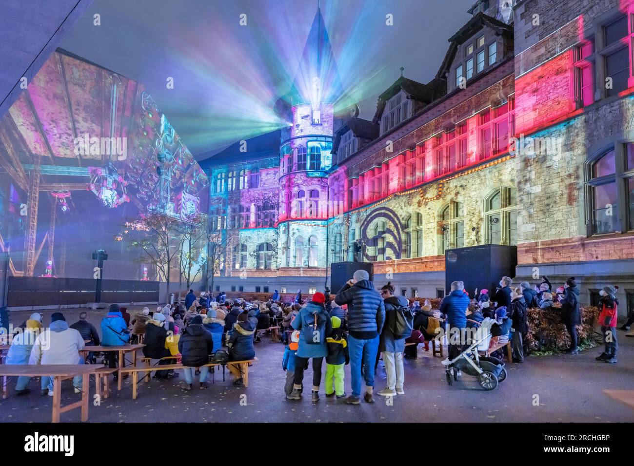 Illuminarium show hi-res stock photography and images - Alamy