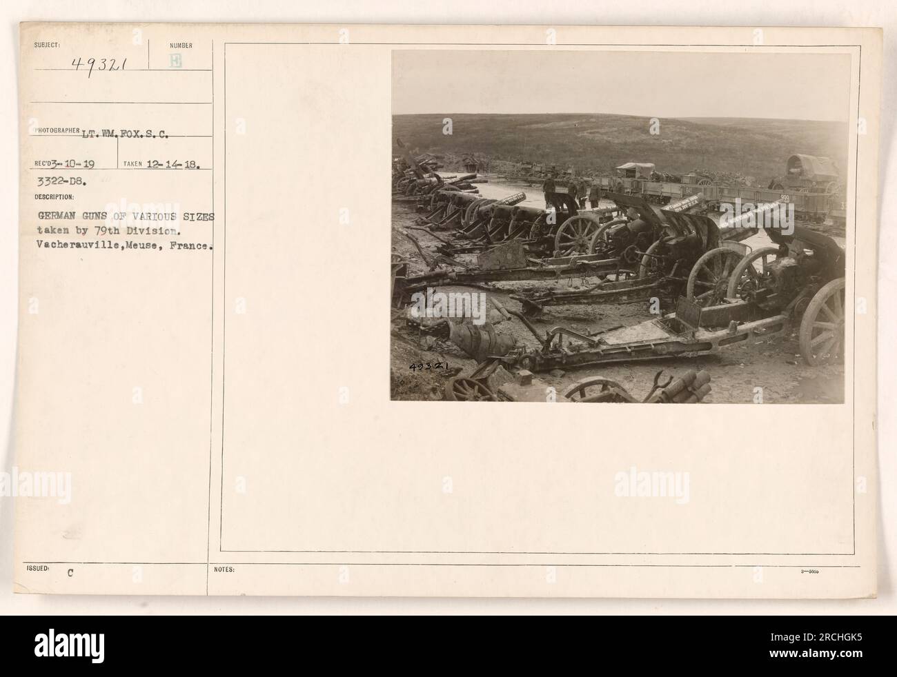 German guns of varied sizes captured by the 79th Division in ...