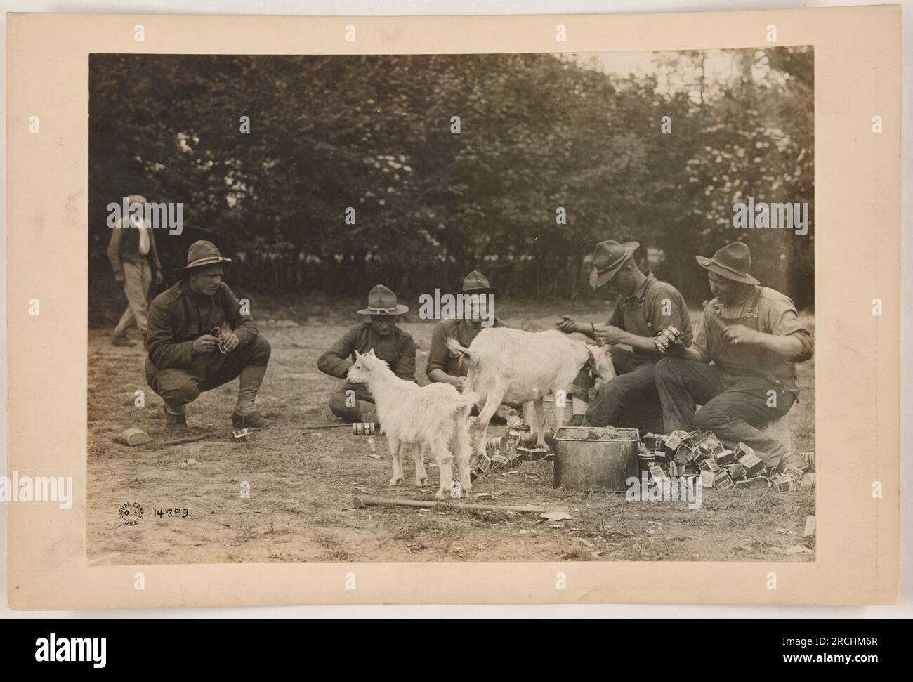 Soldiers participating in a World War I military training exercise ...