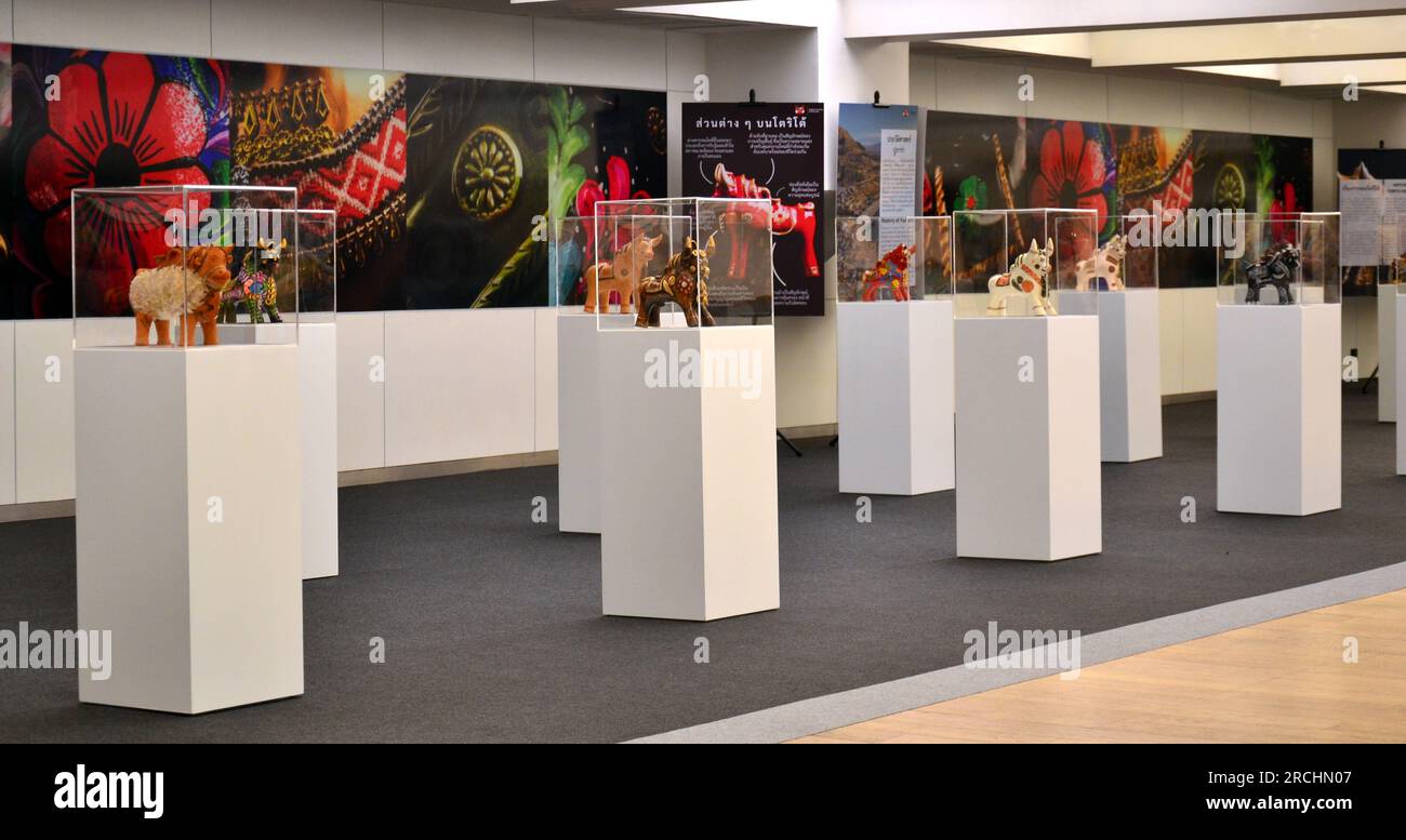 “Torito de Pucará : Ambassador of the Peruvian Highlands” Art ...