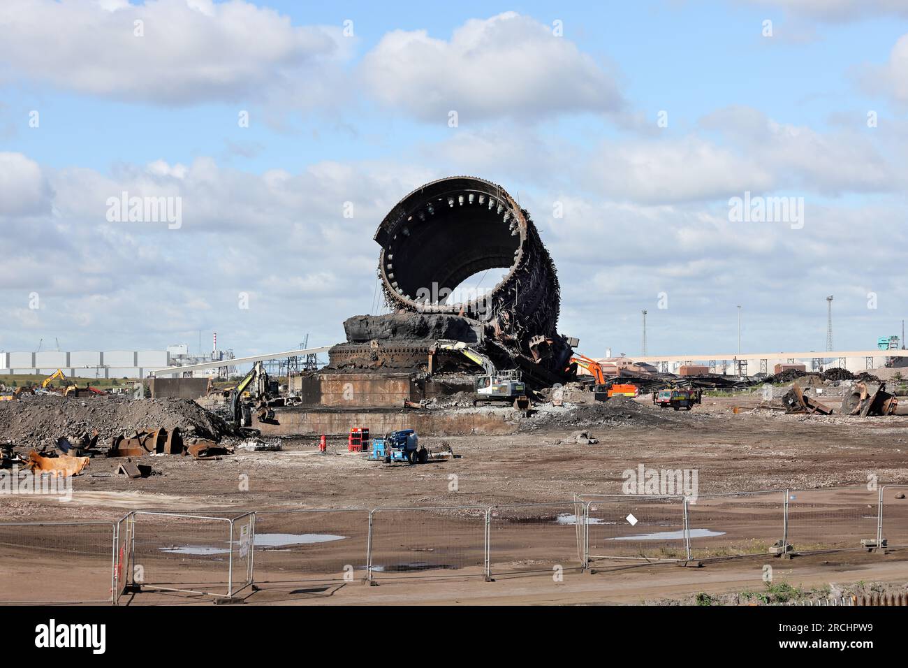 The demolition of the blast furnace and hearth at Redcar Steelworks ...