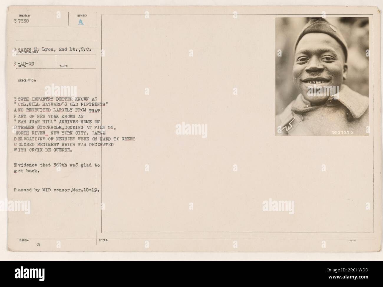 Members of the 369th Infantry, also known as "Col Bill Hayward's Old ...