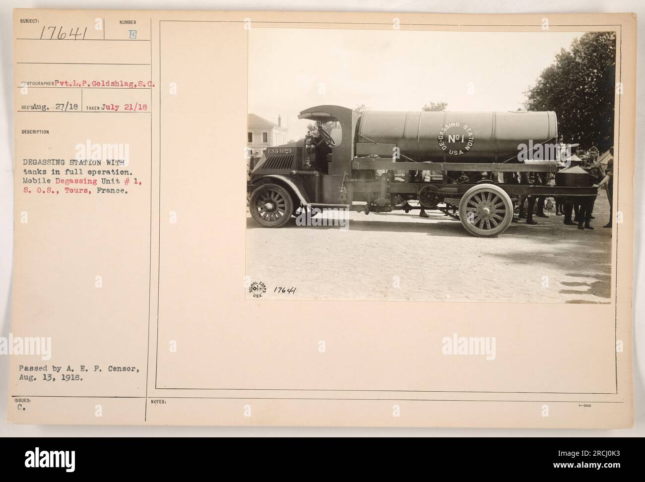 C degassing station with tanks hi-res stock photography and images - Alamy