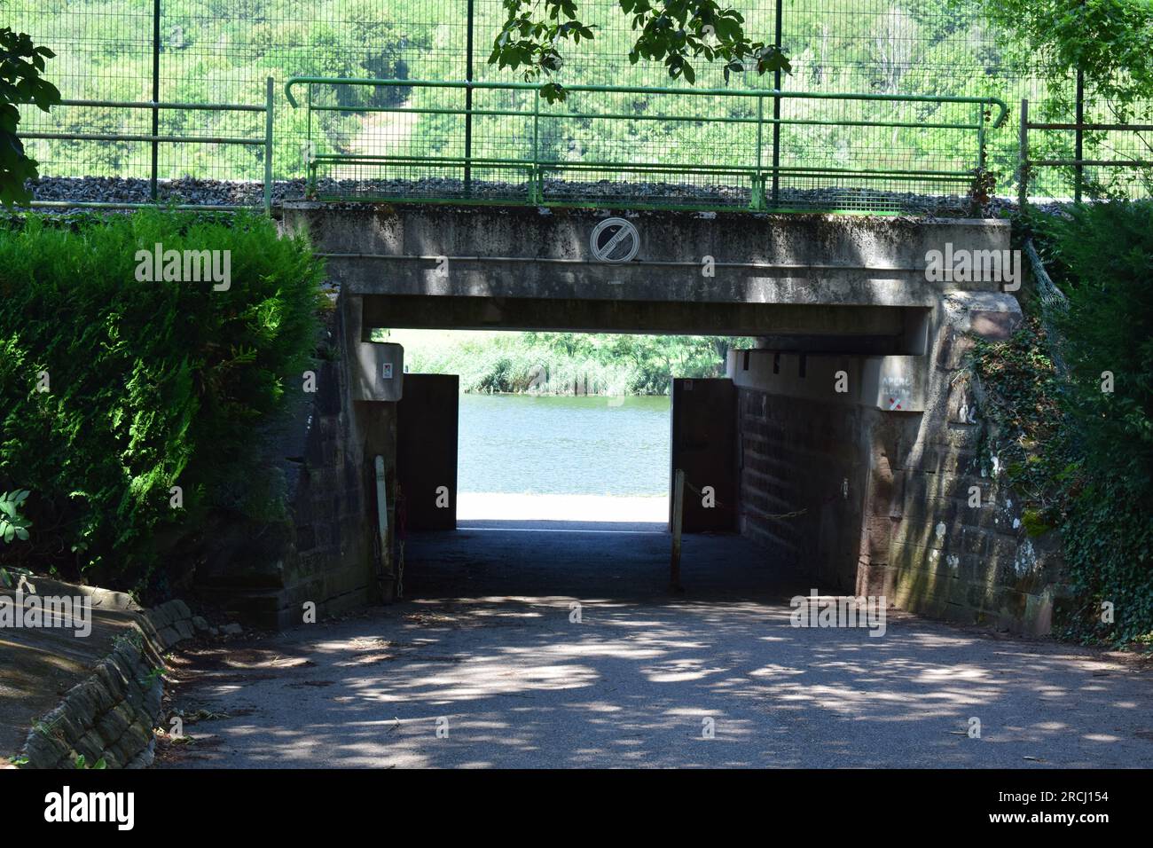 Sericum hi-res stock photography and images - Alamy