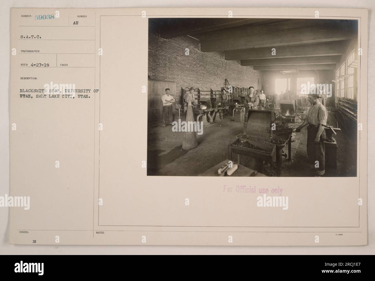 Army blacksmith hi-res stock photography and images - Alamy