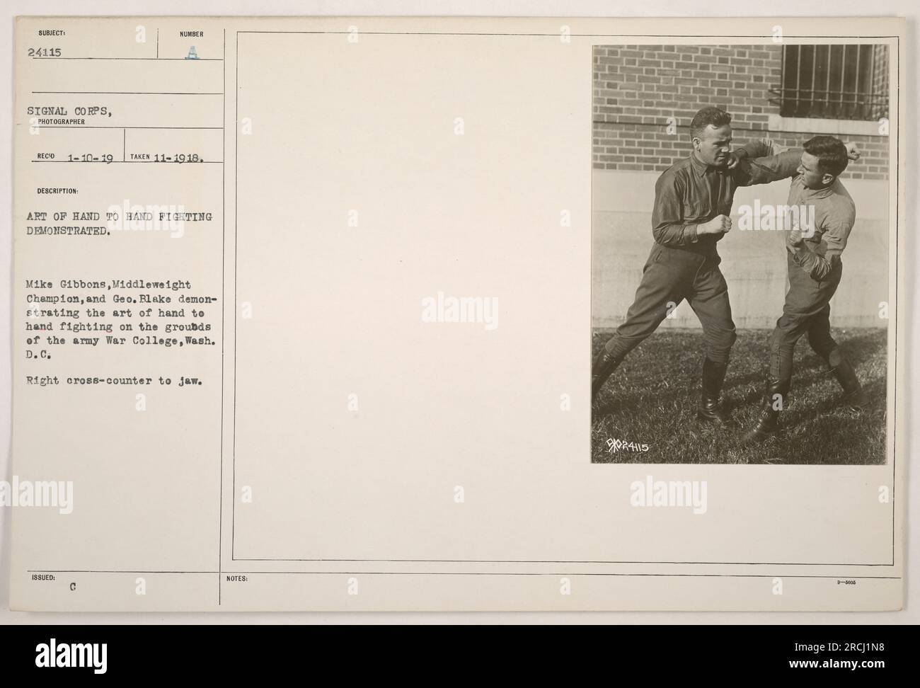 Right cross counter hi-res stock photography and images - Alamy