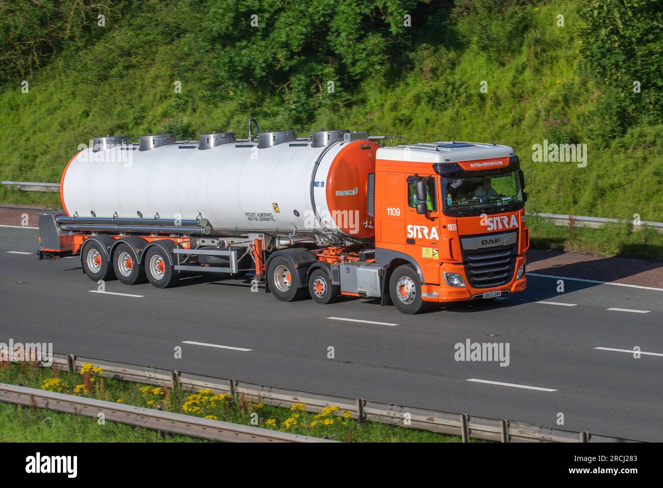 SITRA Mid-lift DAF XF, SITRA group a national and international ...