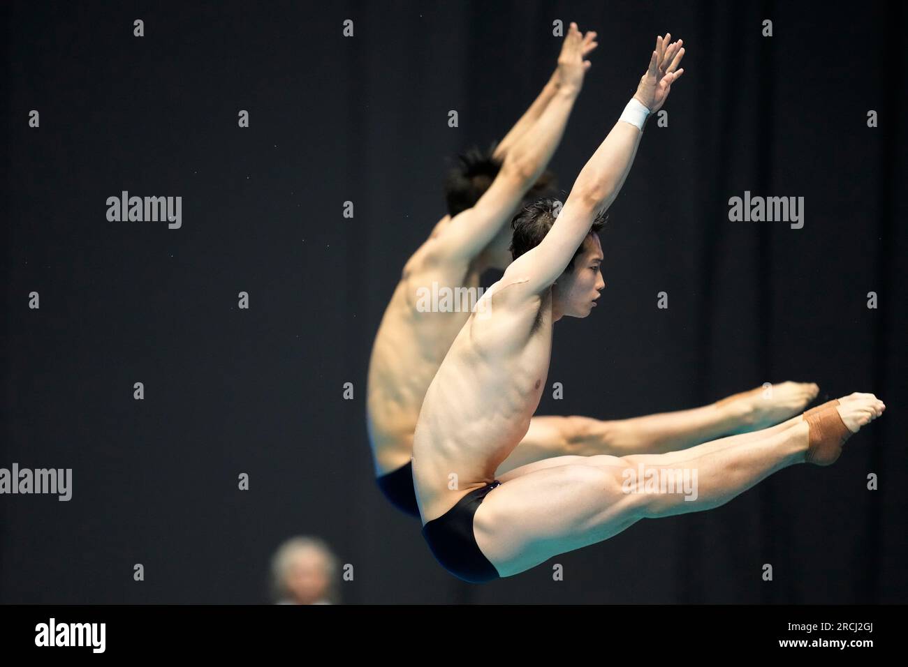 China's Long Daoyi and Wang Zongyuan compete in the 3m springboard ...