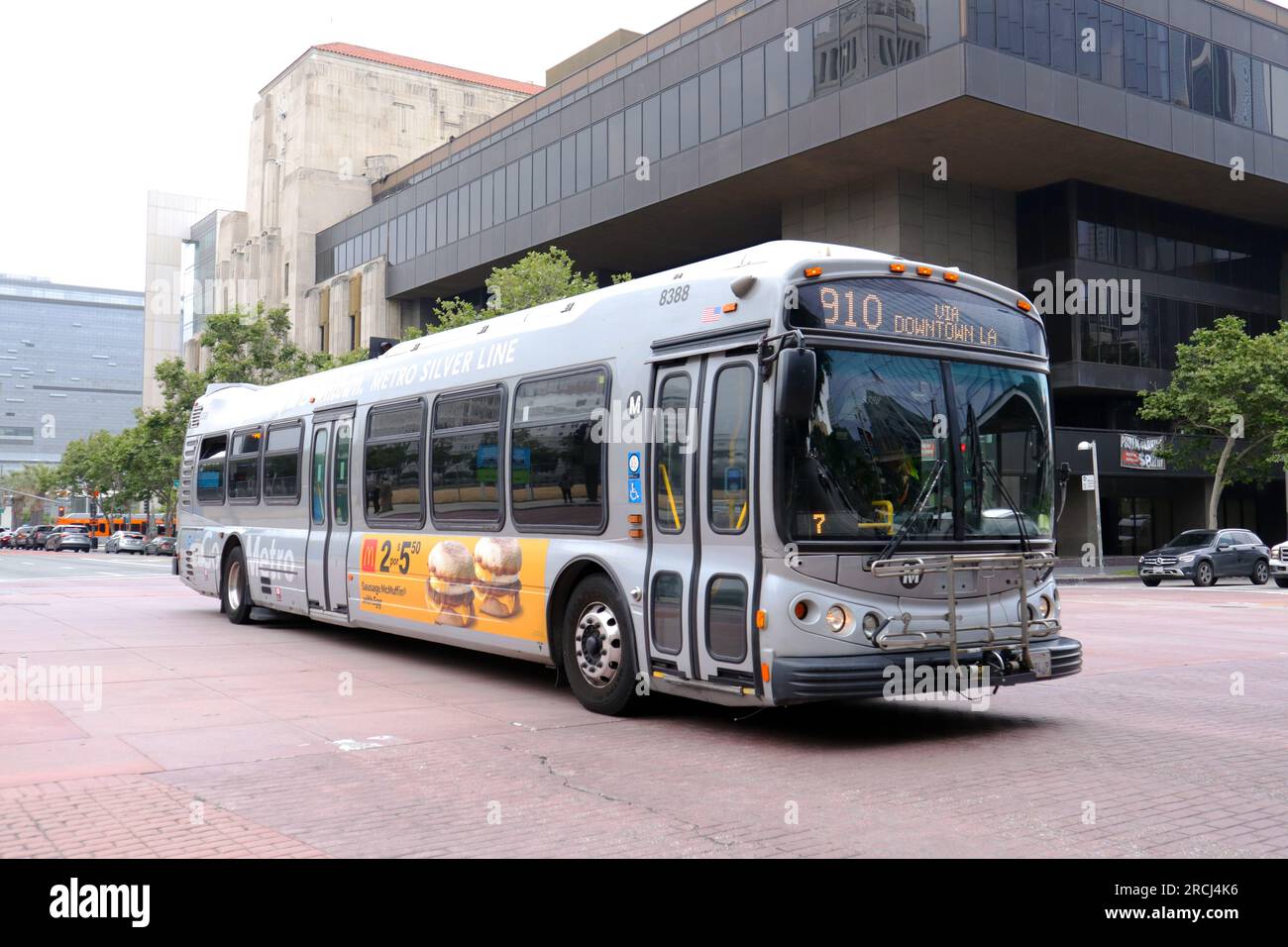 Los Angeles, California: LA Metro Bus Transit, Public Transport of Los ...