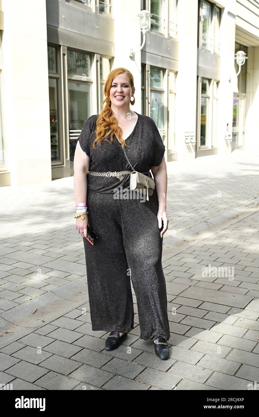 Tanja Marfo aka Kurvenrausch beim Mates Date Influencer Event auf der ...