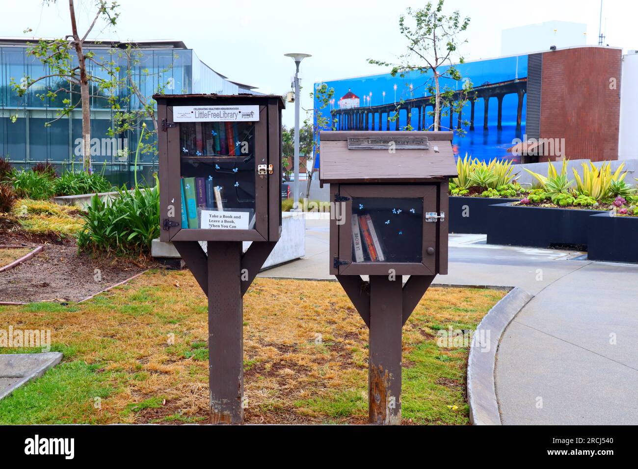 Manhattan Beach, California: Little Free Library book exchange boxes ...