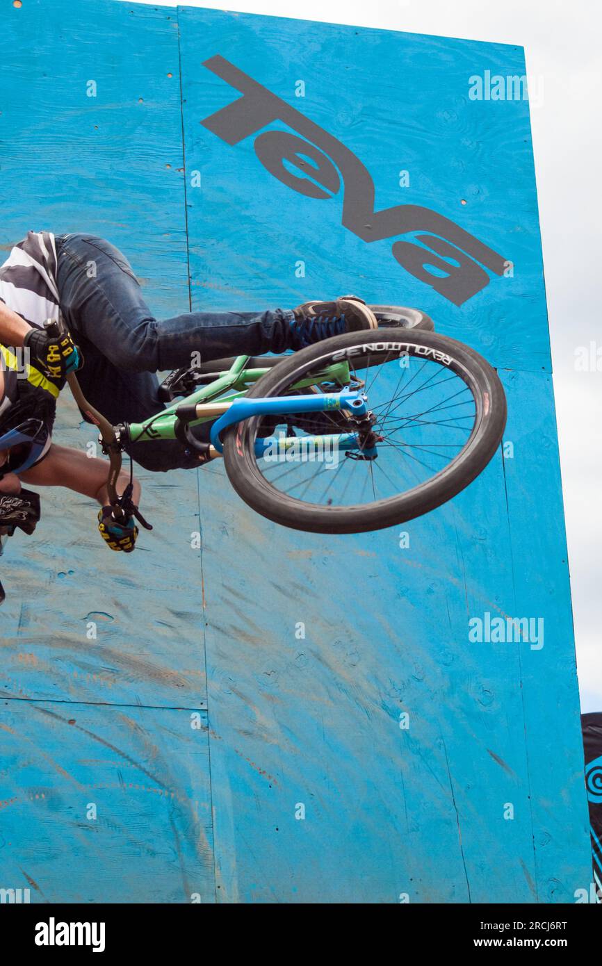 Slopestyle mountain biking hi-res stock photography and images - Alamy