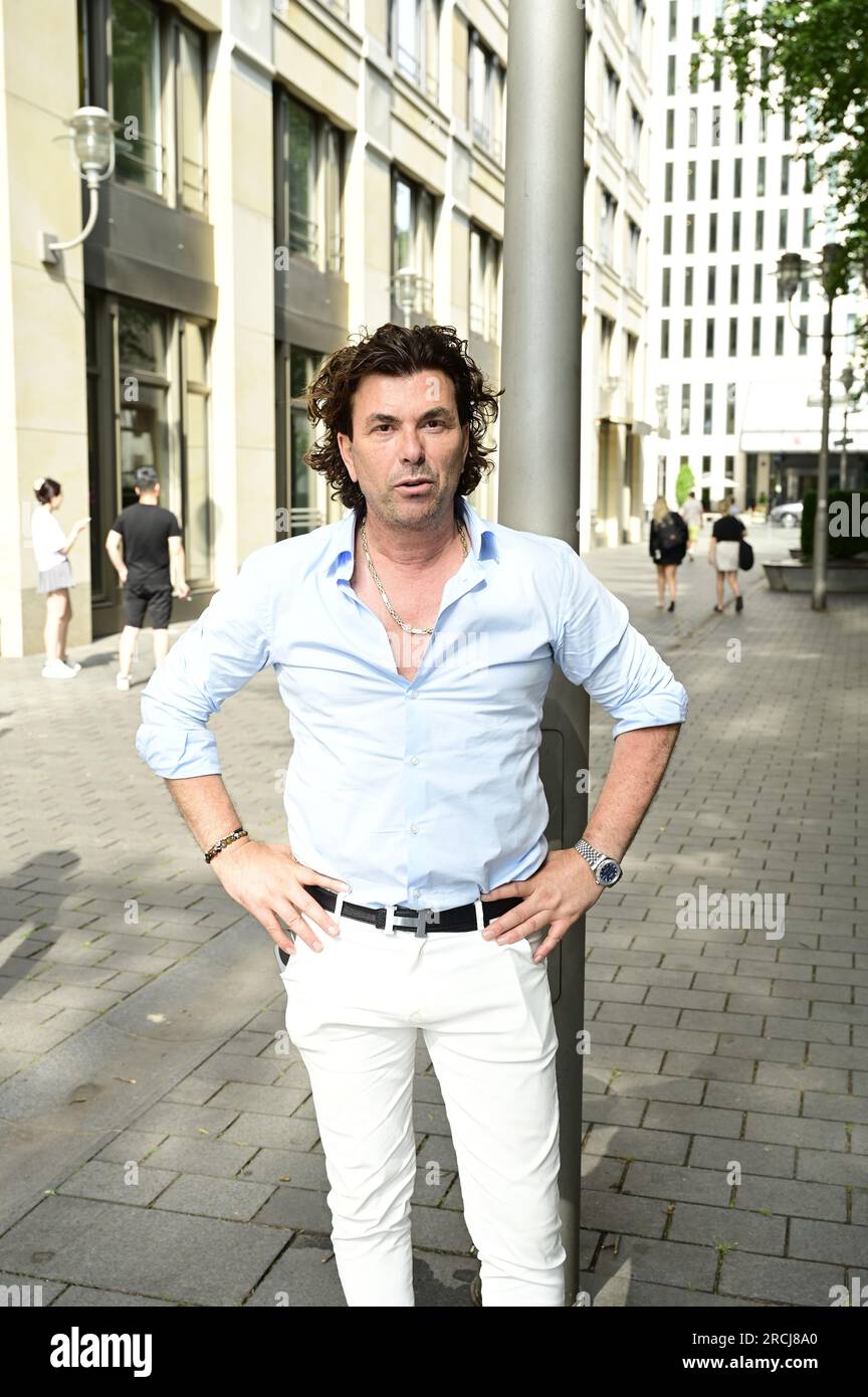 Ismet Atli beim Mates Date Influencer Event auf der Berlin Fashion Week ...