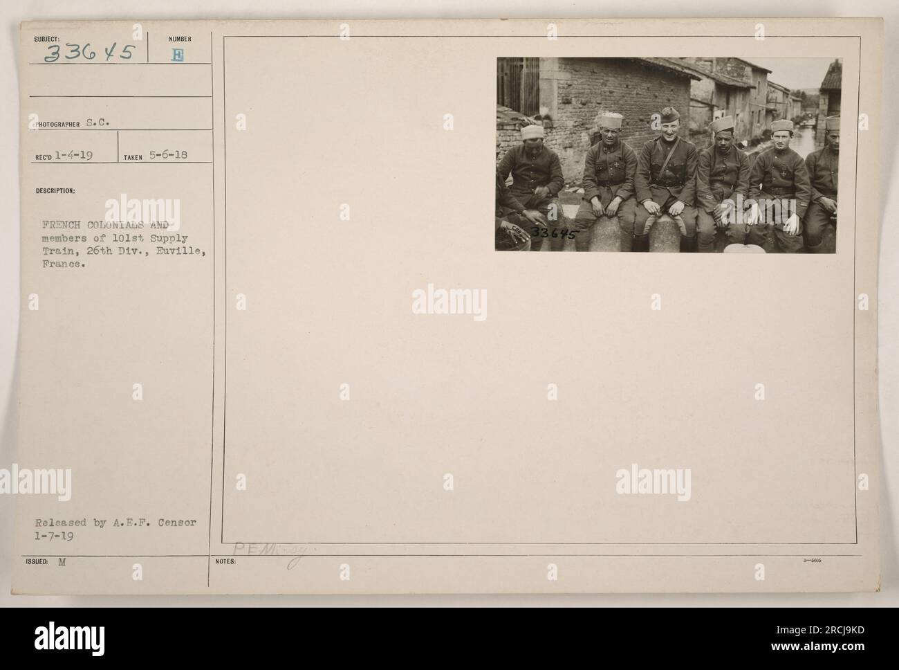 French Colonial soldiers and members of the 101st Supply Train, 26th ...