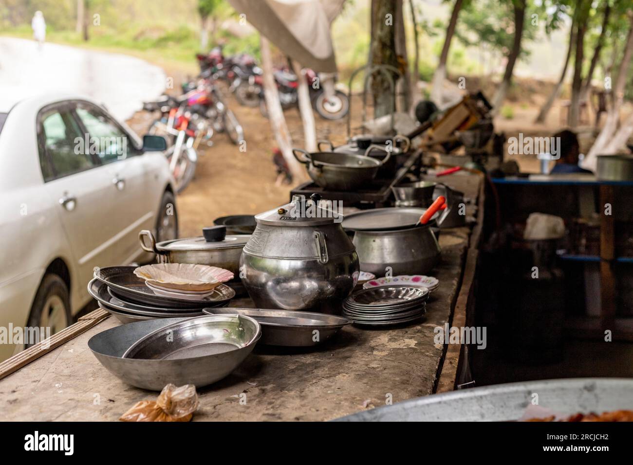 Roadside tea stall or Dhaba restaurant Stock Photo - Alamy