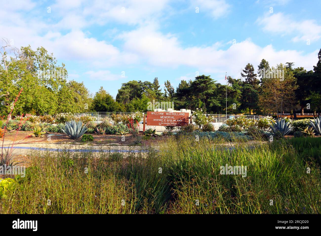 Los Angeles, California: William Mulholland Memorial located at ...