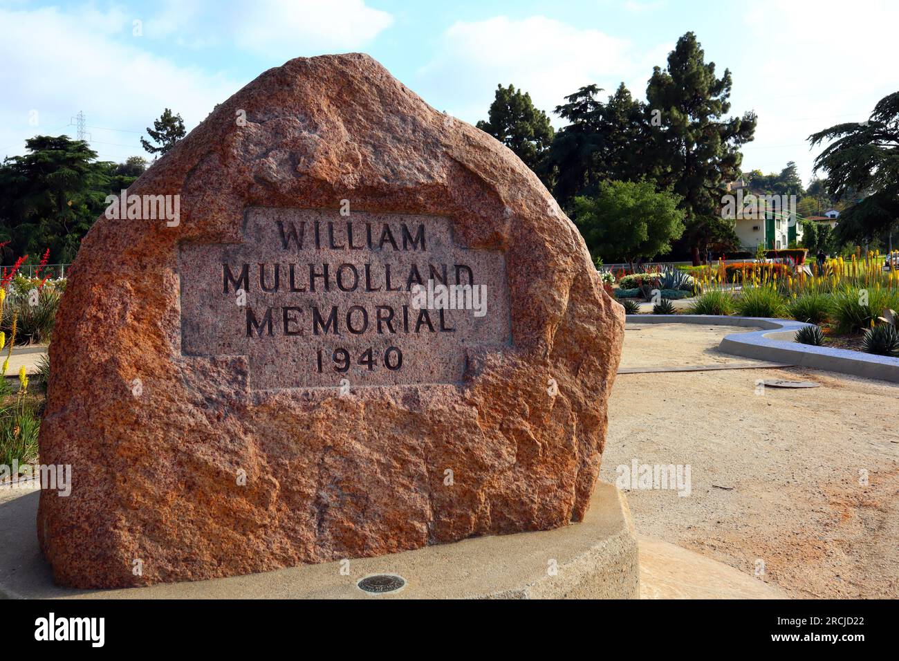 William mulholland memorial fountain hi-res stock photography and ...