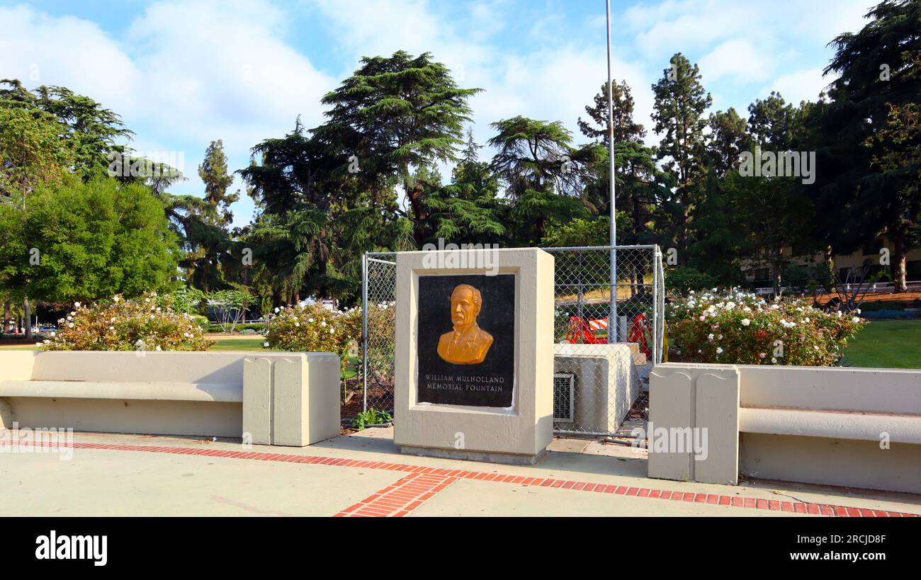 Los Angeles, California: William Mulholland Memorial located at ...