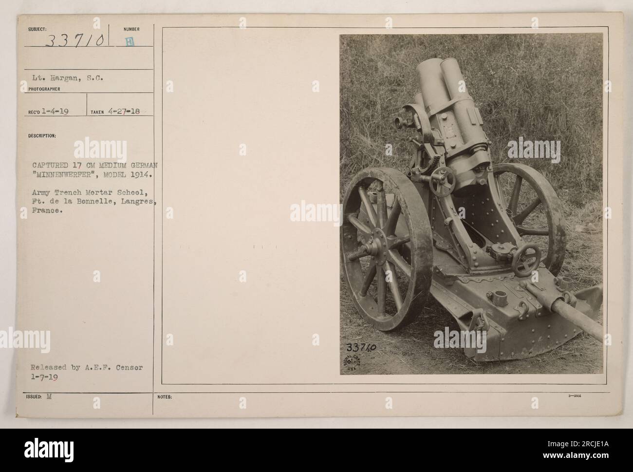Soldiers of the American Army Trench Mortar School in Langres, France ...